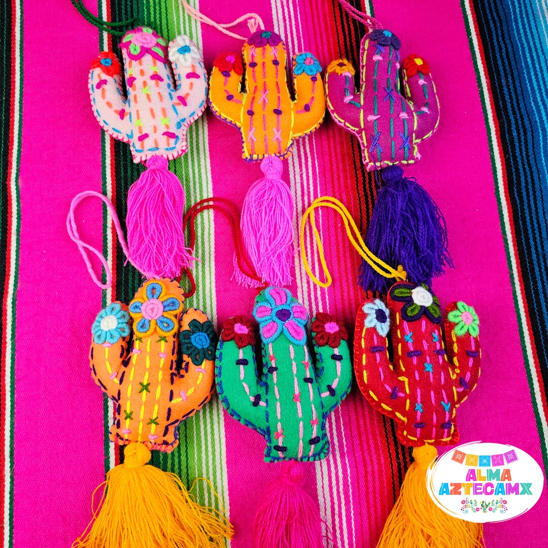 Cactus Tassel Embroidered Felt / Nopal Bordado a Mano / Handbag ...