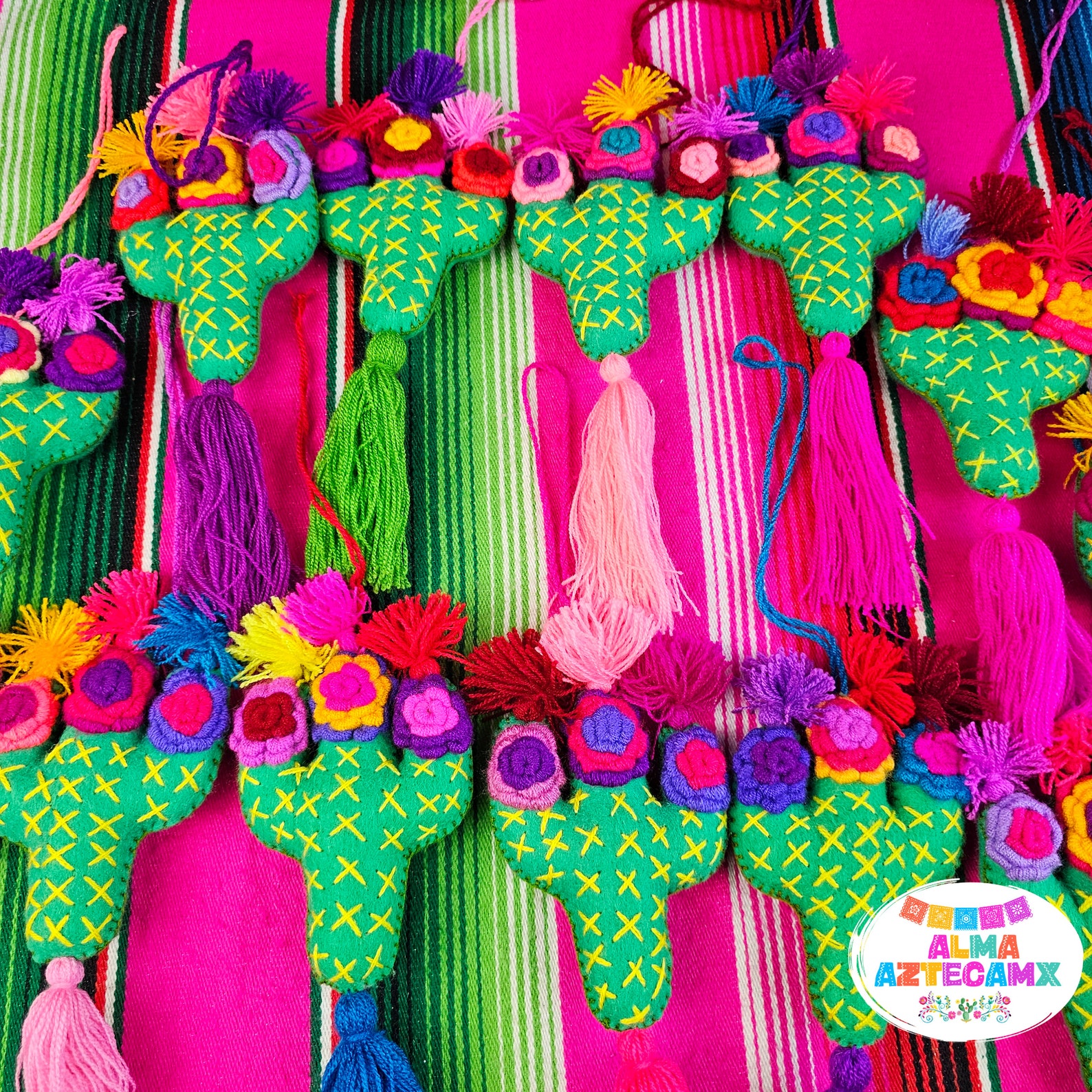Cactus Tassel Embroidered Felt / Nopal Bordado a Mano / Handbag ...