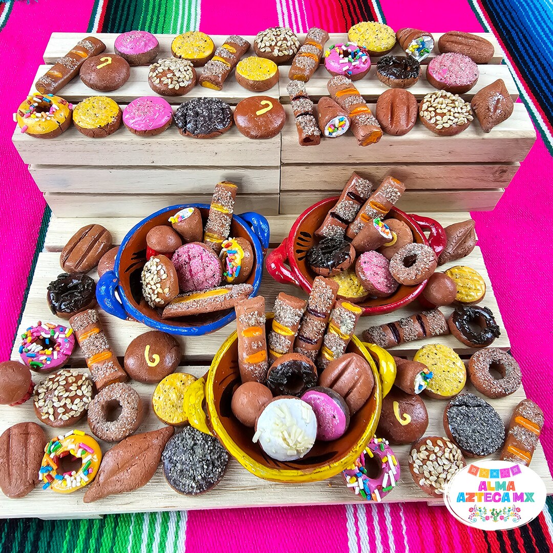 Mini Mexican Ofrenda Food Sweet Bread Pan Dulce / Miniaturas De Barro ...