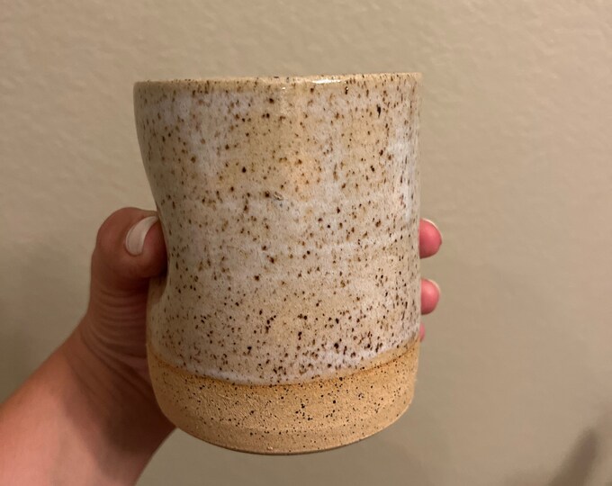 Medium Indent Ceramic Mug/thumbprint Tumblers/minimalist Tea Cup - Etsy