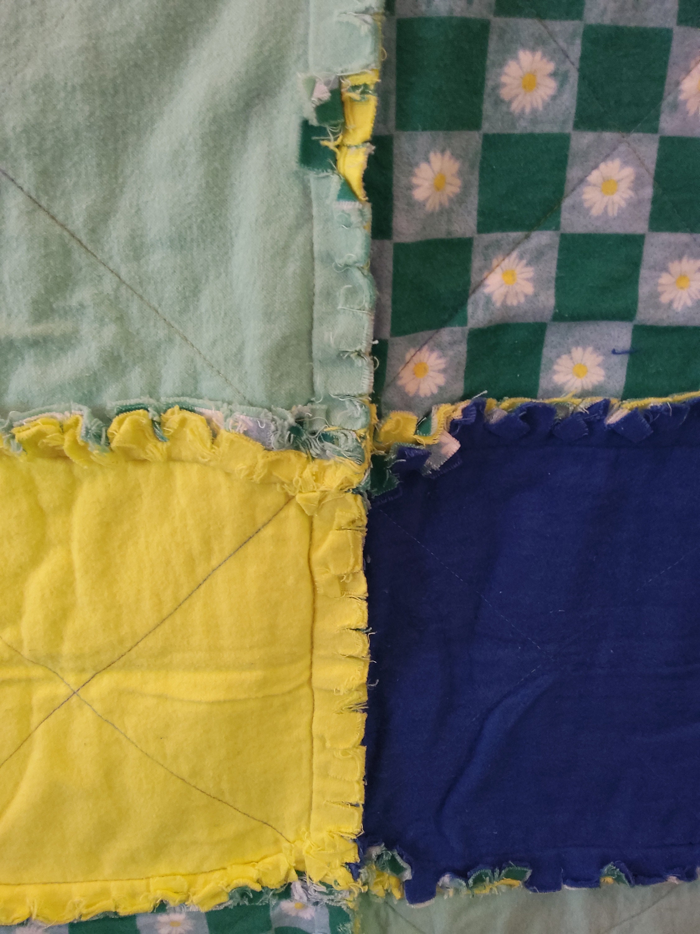 Floral Rag Quilt - Etsy