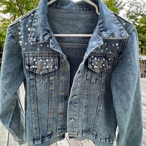 Custom Mama Jean Jacket, New Mom Gift, Personalized Mama Chenille Patch ...