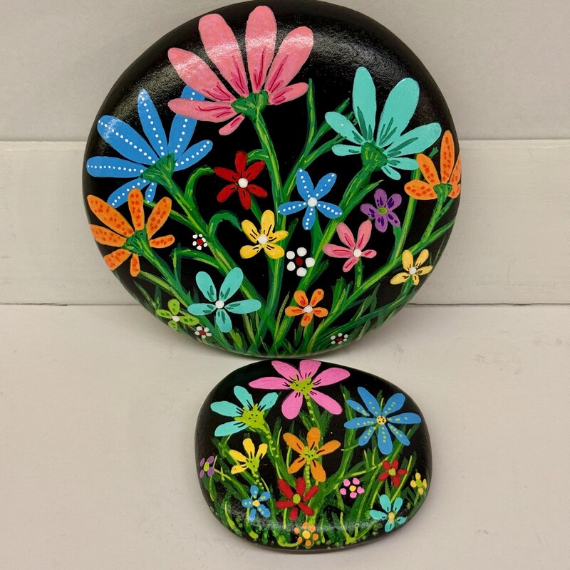 Painted Rocks Flowers - Etsy