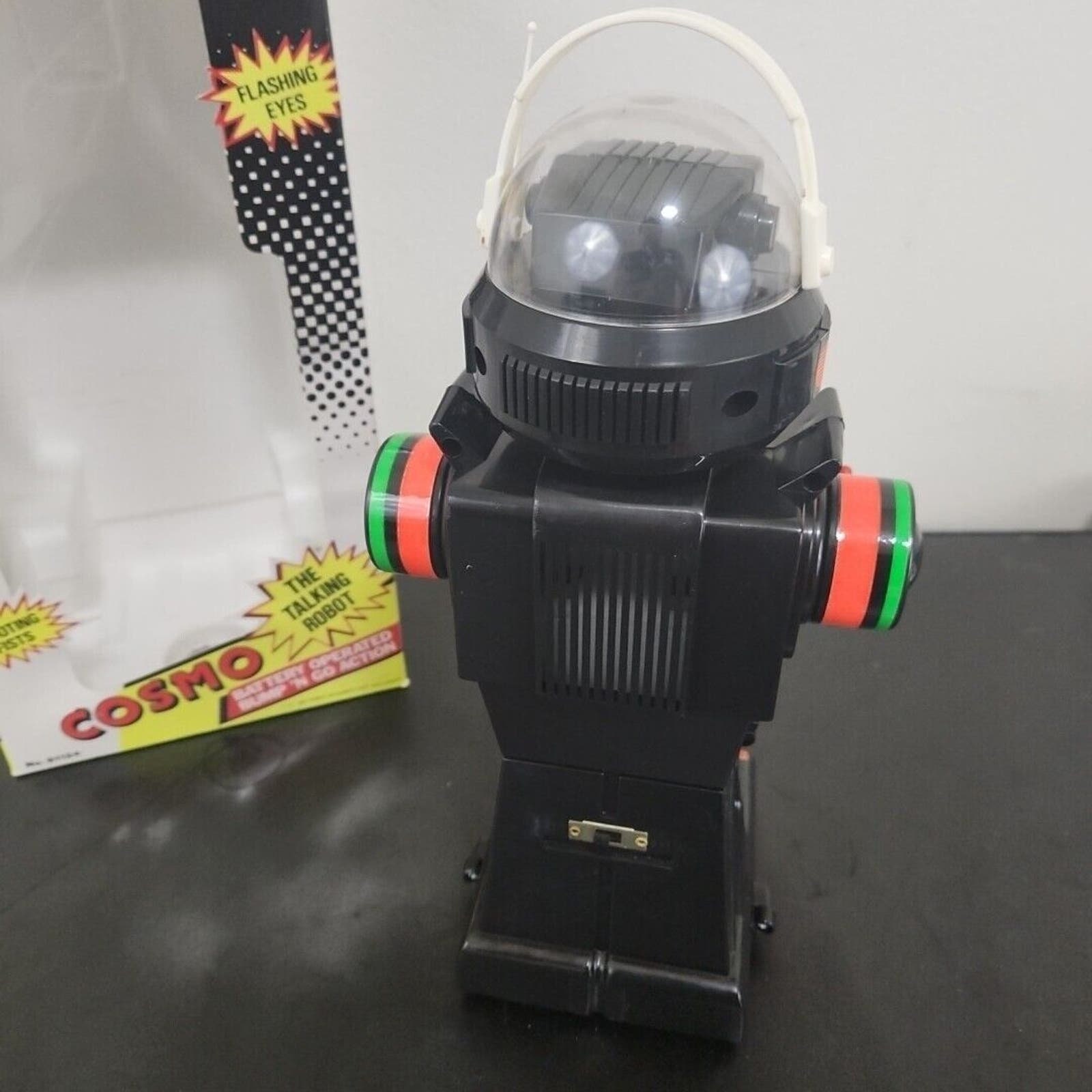 SUPER RARE Cosmo Talking Robot in Time Products Hong Kong Not Working ...