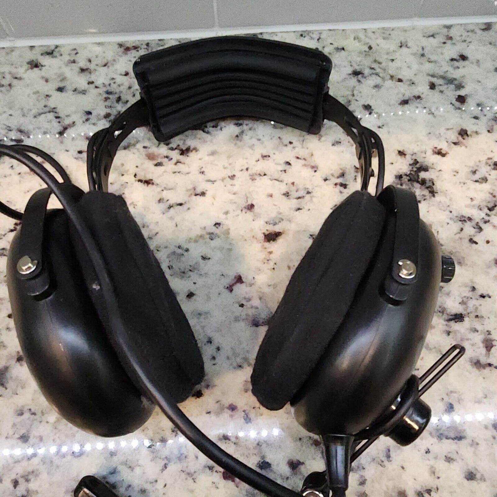 Flightcom Aviation Pilot Headset With Volume Control and Microphone - Etsy