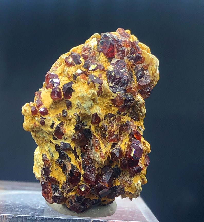 Natural Garnet, Red Garnet , Raw Garnet ,garnet Crystal on Matrix ...