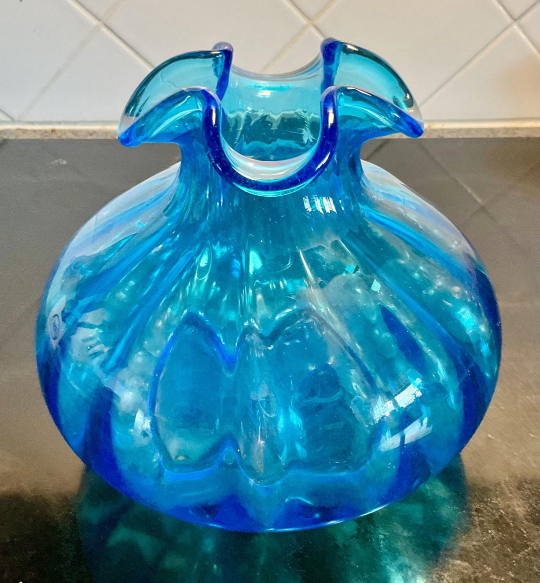 Beacon Glass Hand Blown Deep Emerald Blue Flutted Bulb Shaped Vase With ...