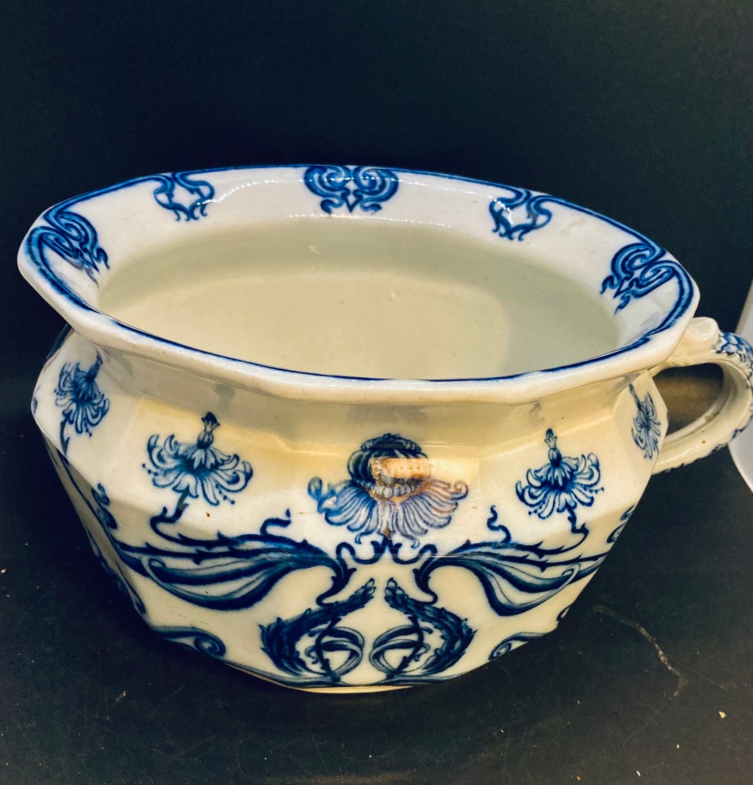 Vintage Flow Blue Stoneware Chamber Pot - Etsy