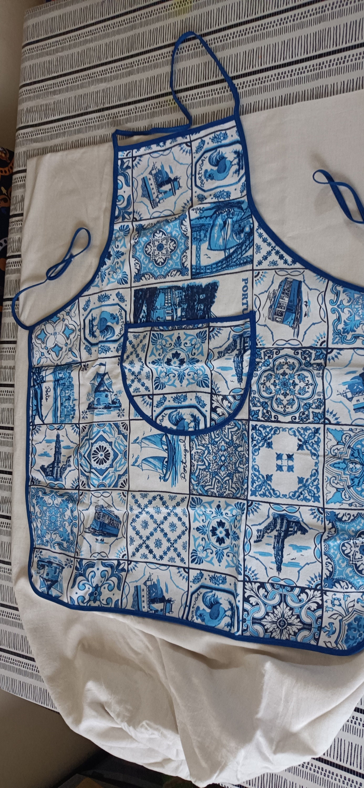 Apron - Traditional Portuguese "avental" - Colourful Designs ...