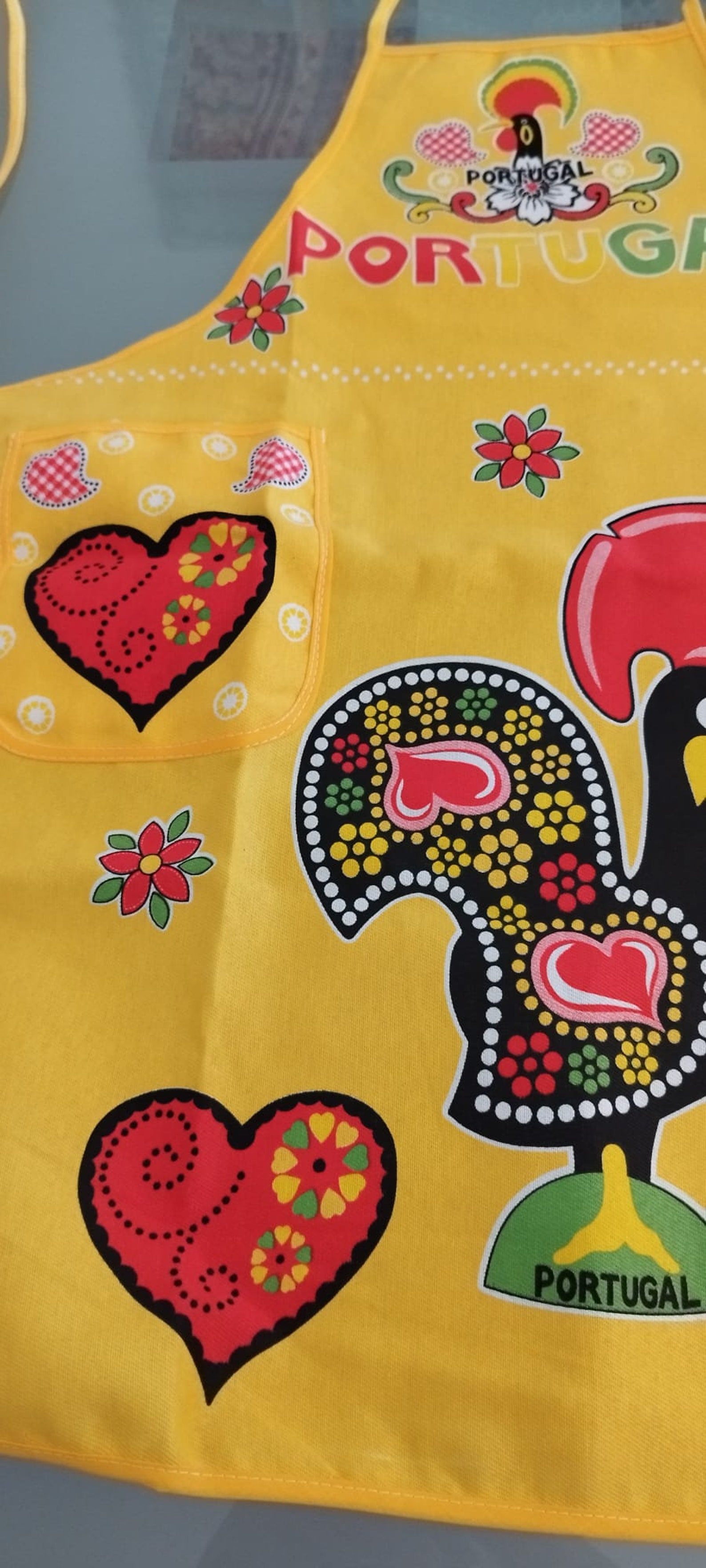 Apron - Traditional Portuguese "avental" - Colourful Designs ...