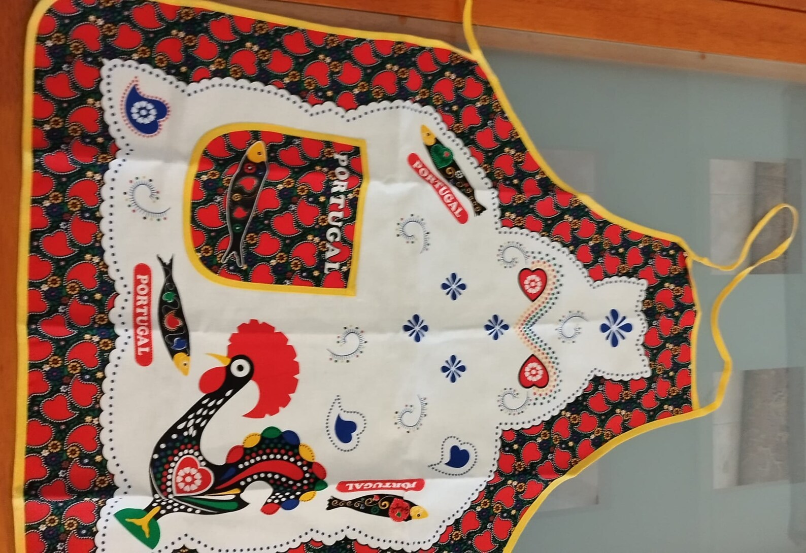 Apron - Traditional Portuguese "avental" - Colourful Designs ...