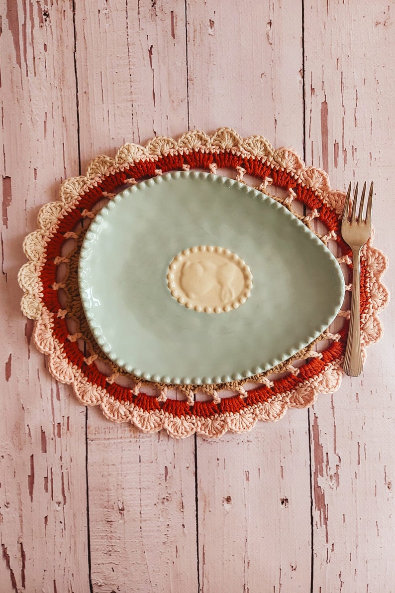 EASY CROCHET Oval Placemat Pattern - Knitted Designer for Pattern ...