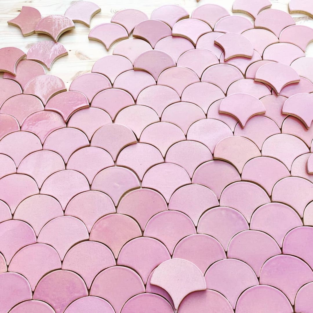 Pink Fishscale Wall Tiles, Ceramic Handmade and Handpainted Tiles - 1 ...
