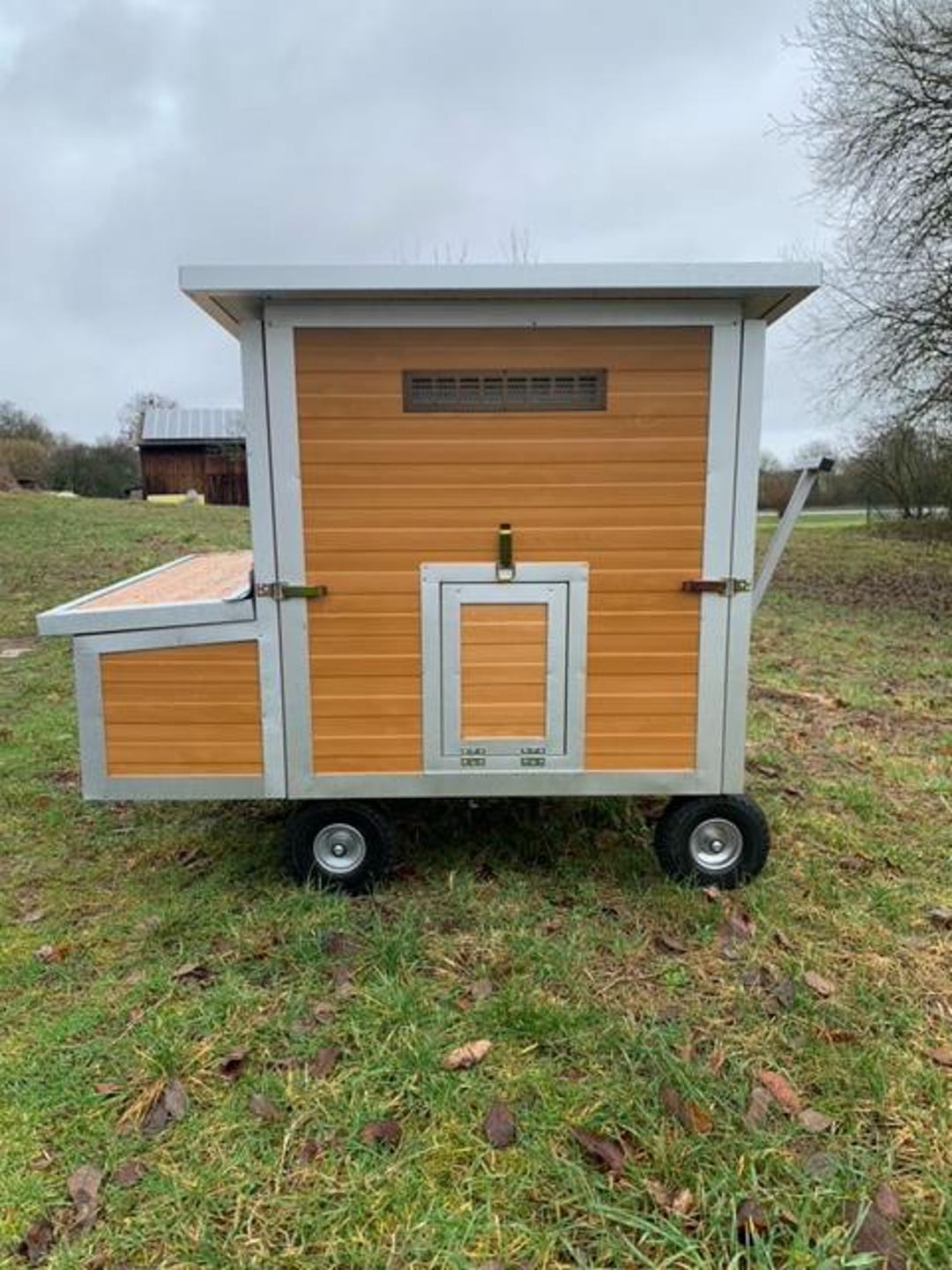 Hühnerstall - Hühnerhaus Rosi Mini Allrad winterfest Stahlstall inkl ...