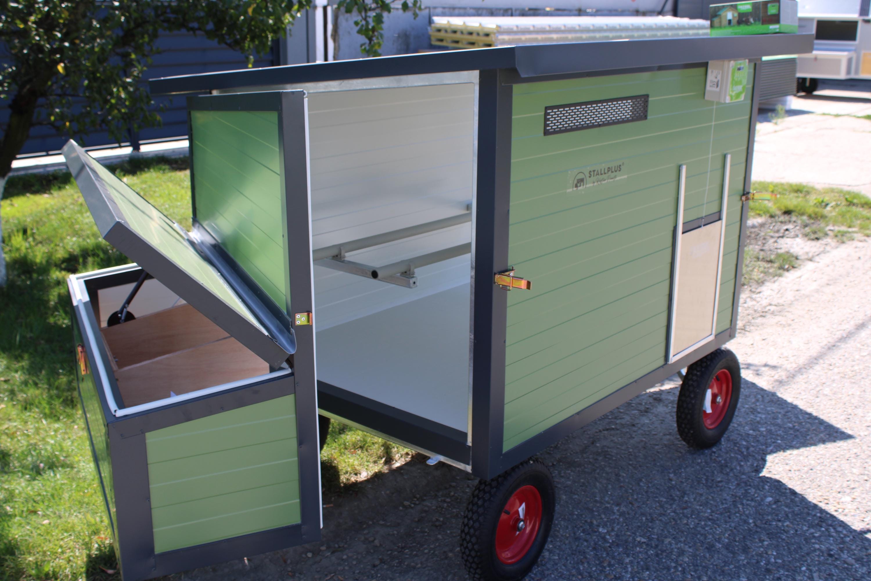 Hühnerstall Rica – 4 Räder (Variante H1, isoliert & winterfest) - Etsy.de