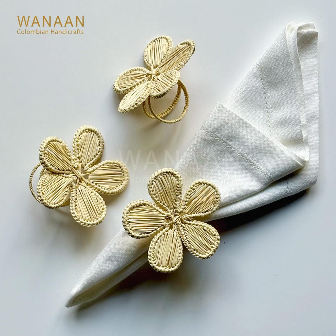 Lena Flora Napkin Ring Style, Iraca Straw Napkin Ring, Handmade Napkin ...