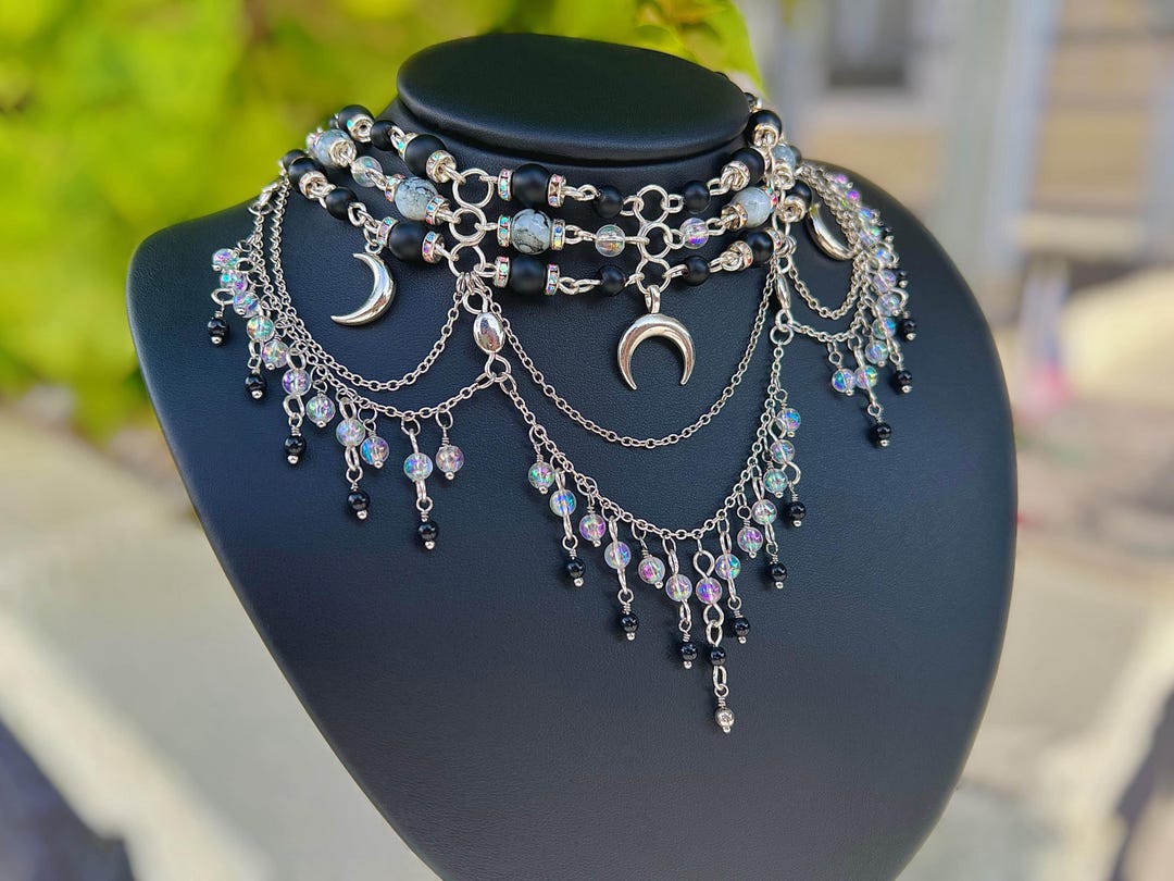 Triple Moon Goddess Choker: Hecate Witchcore Celestial Necklace - Etsy