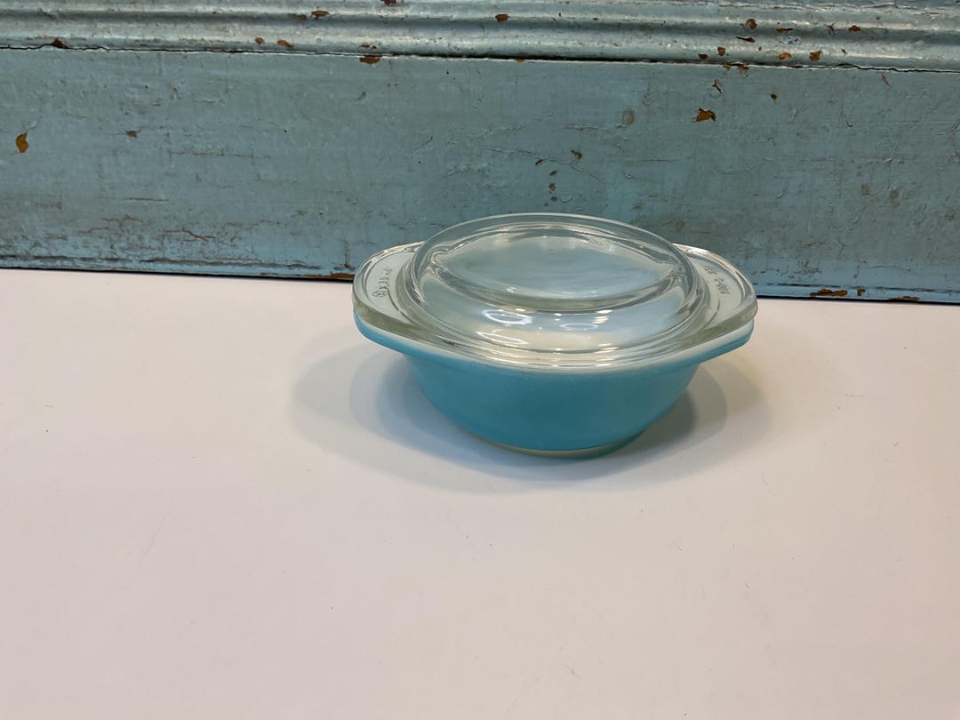 Vintage Pyrex Canada #080 Blue 50’ - Etsy