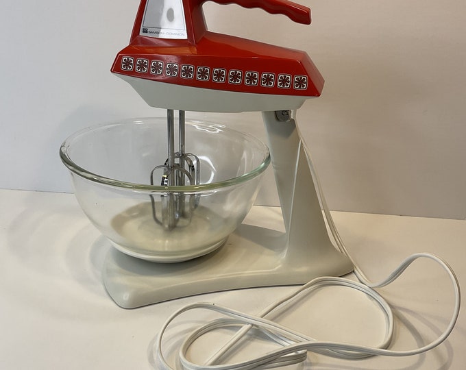 Sunbeam Mixmaster Model 1 1935 With 2 Jadeite Mixing Bowls and Juicer ...