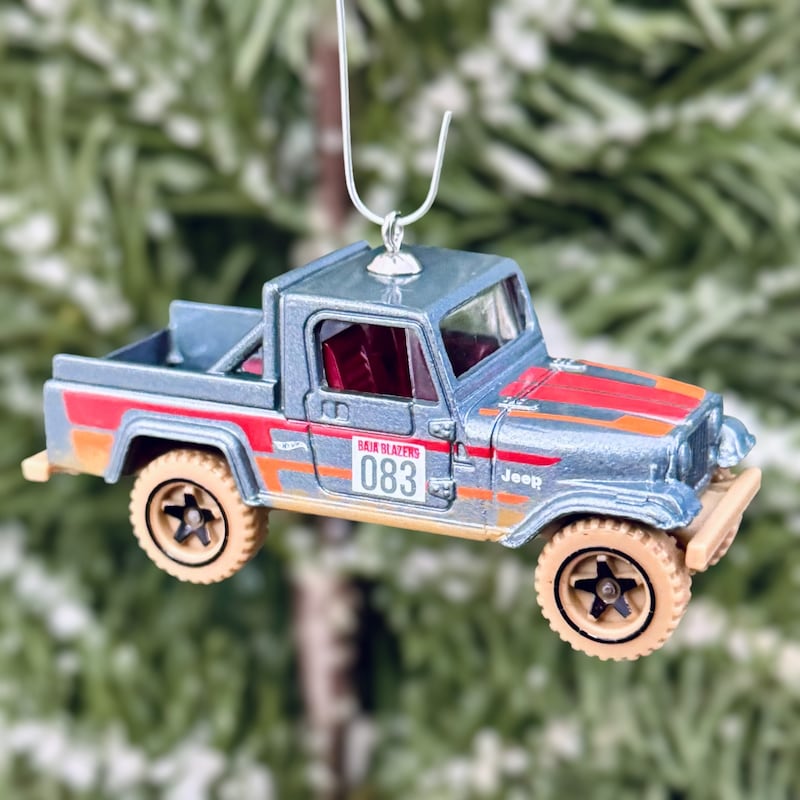Jeep Gifts - 60+ Gift Ideas for 2025