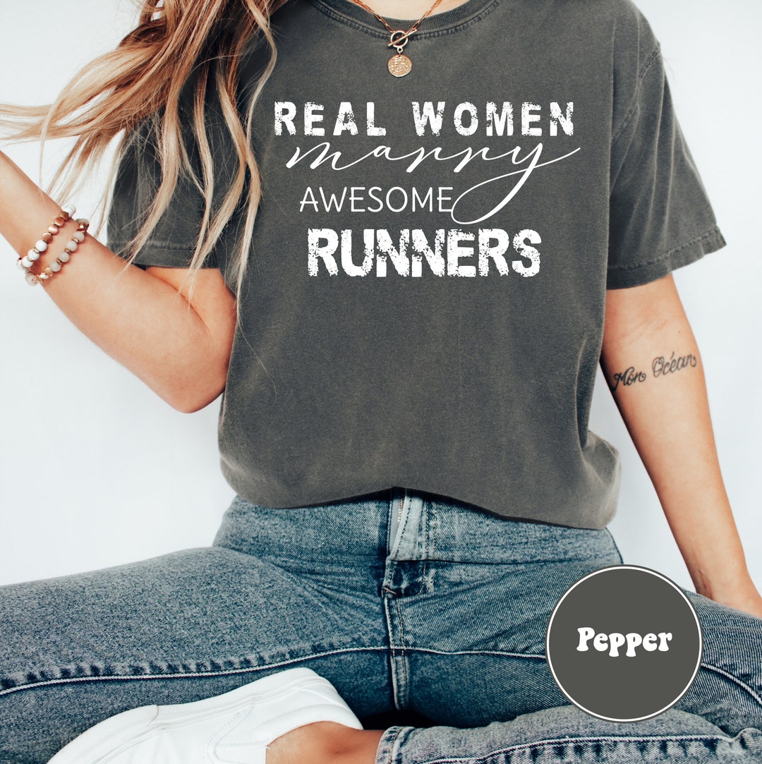 Women's Running T-shirt Real Women Many Awesome Runners Graphic Tee ...
