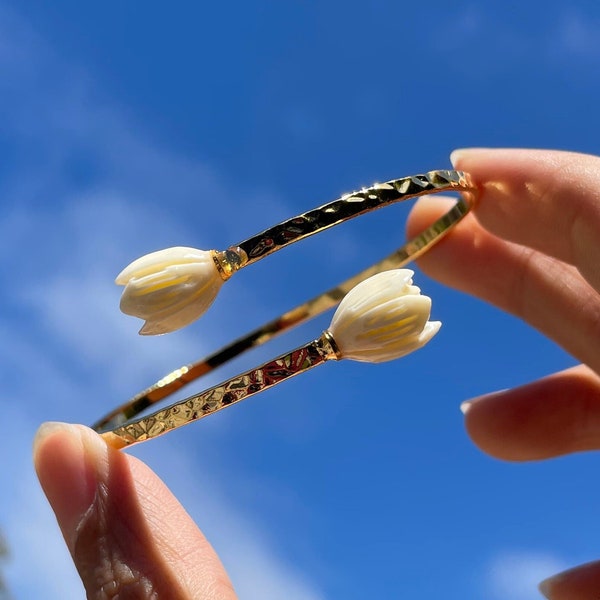 Flower Bangle - Etsy