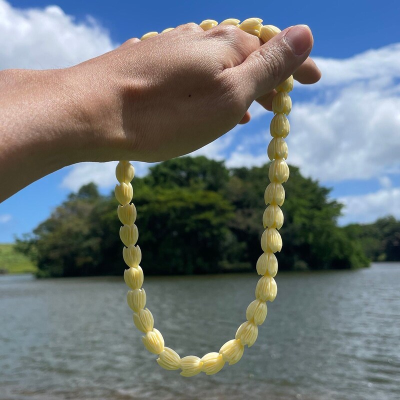 Carved Pikake Beads - Etsy