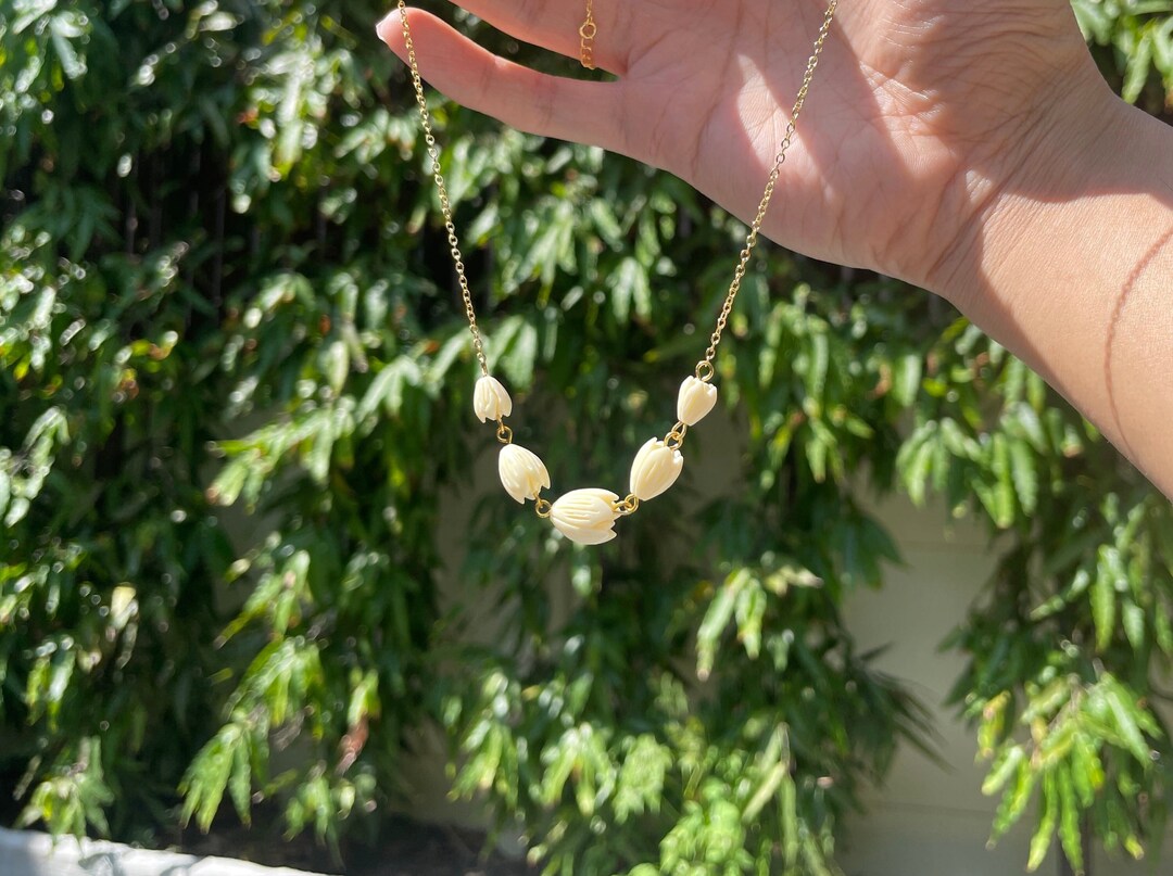 Pikake Floating Five Pikake Necklace Gold Pikake Necklace Hamilton Gold ...