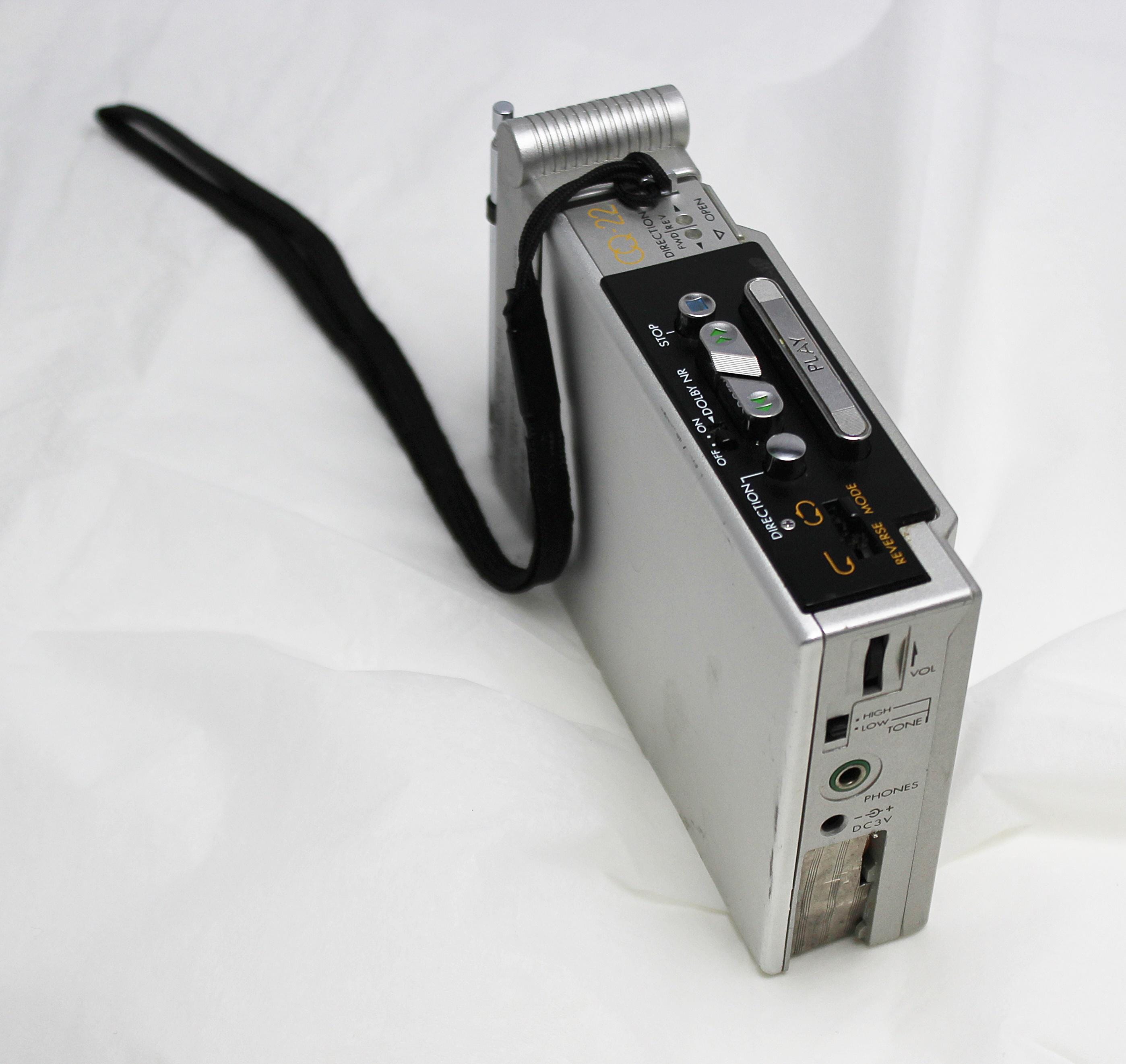 Vintage JVC CQ-22K Walkman Style Cassette Player With Radio Tuner FQ ...