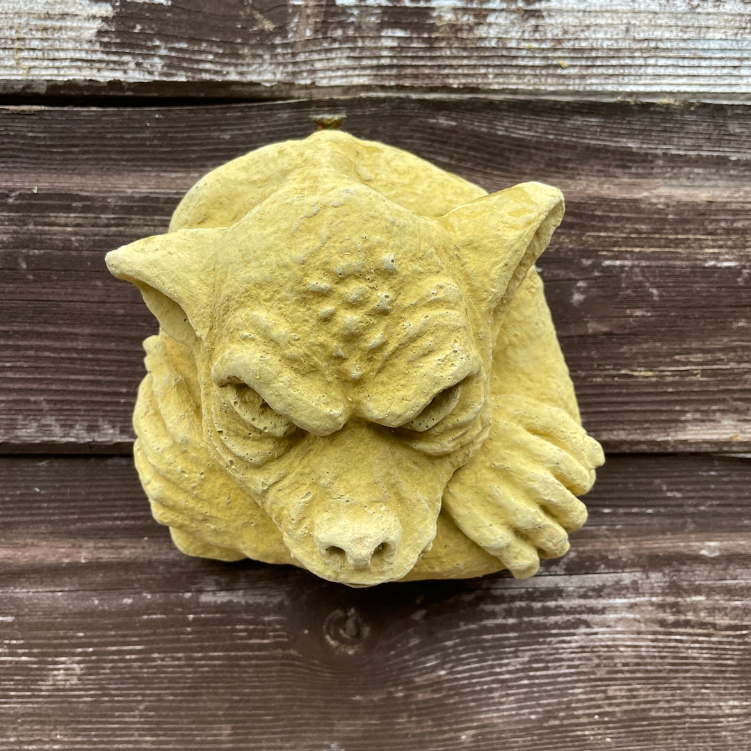 Plain Memento Mori / Medieval Style Sculpture / Gothic Church Gargoyle ...