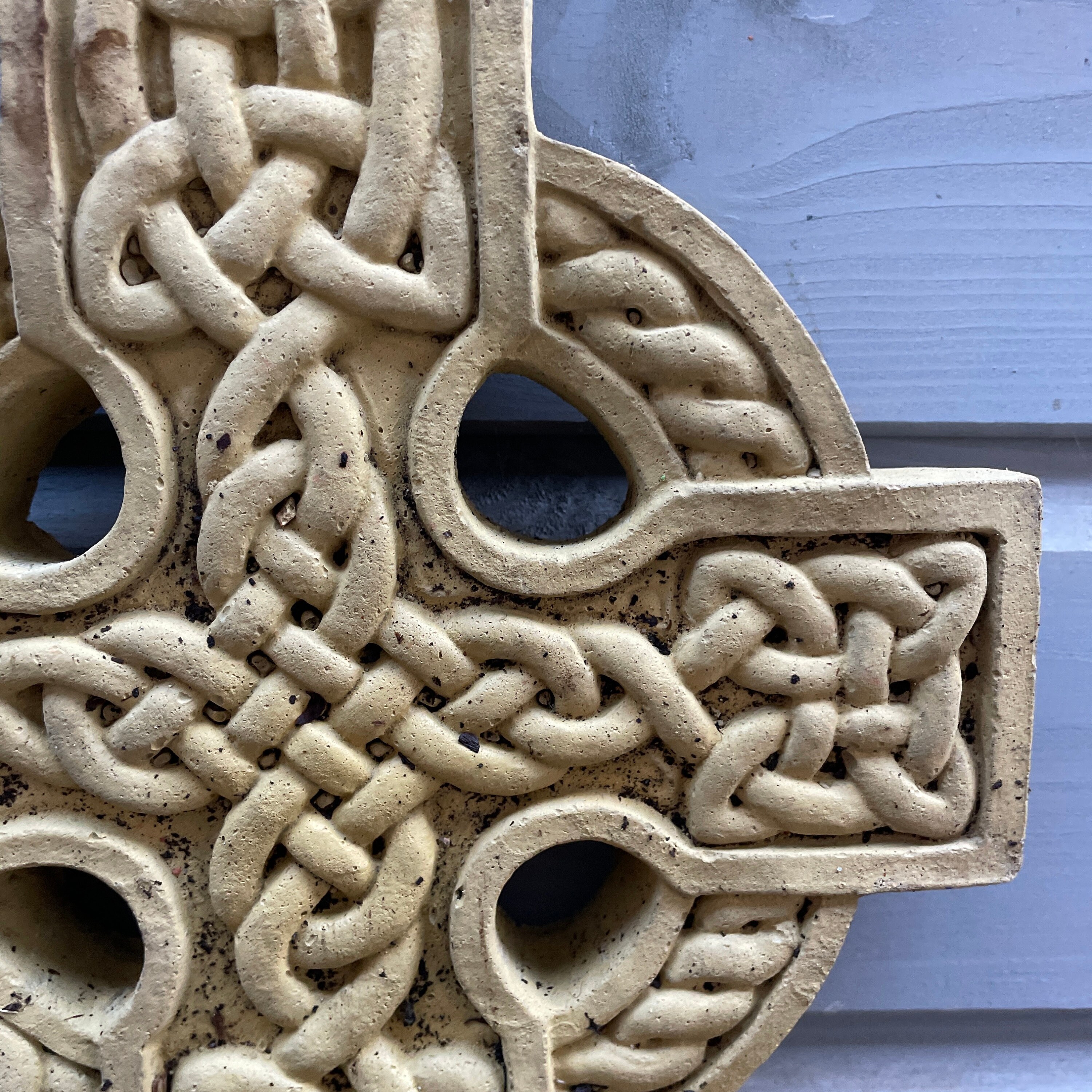Plain Memento Mori / Medieval Style Sculpture / Large Gothic Celtic ...