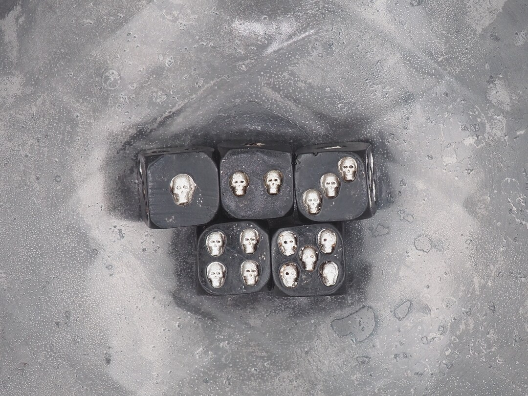 Skull Silver Colour Inset 5pcs D6 Dark Occult Dice Set-d&d Dungeons and ...
