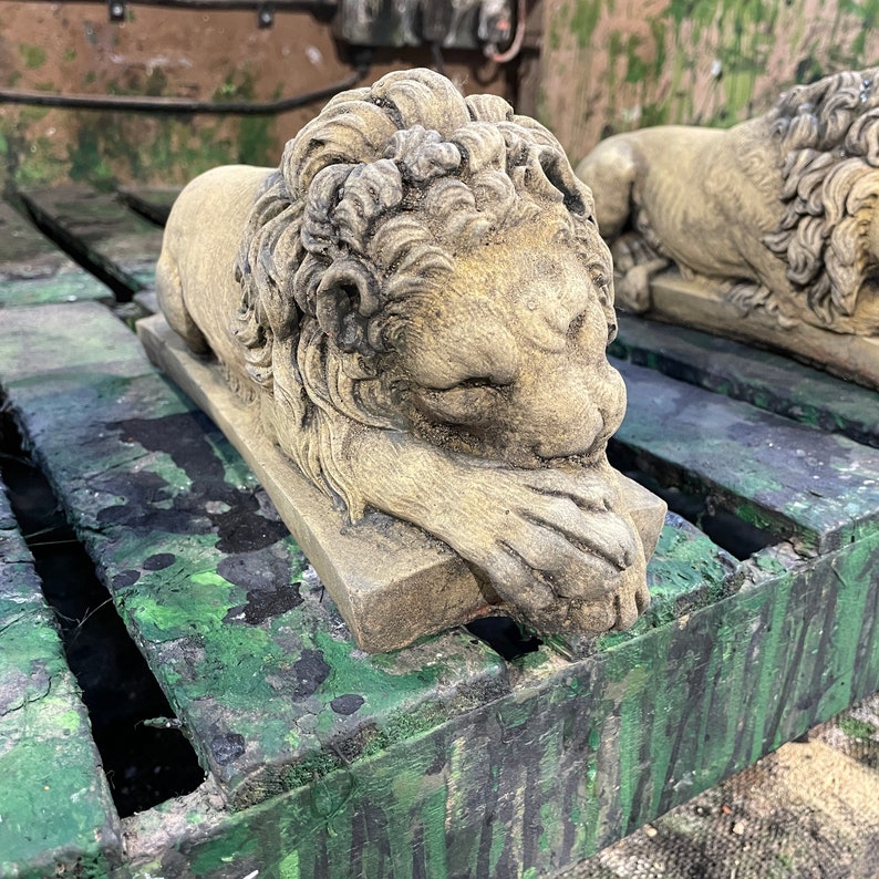 Aged Decorative Italianesque/romanesque Vanitas Sculpture ...