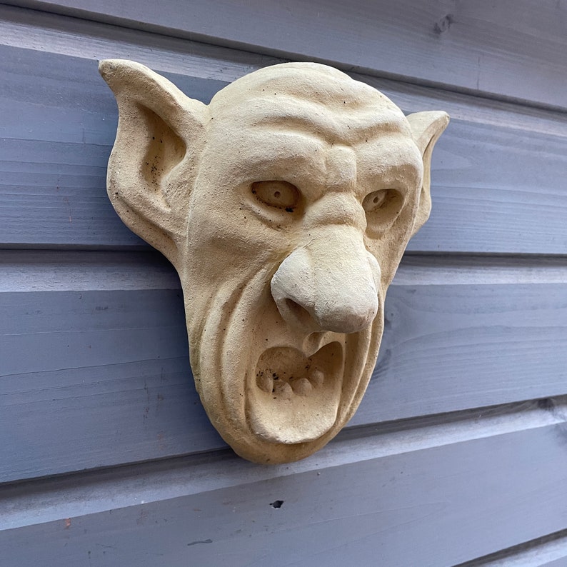 Plain Memento Mori / Medieval Style Sculpture / Gothic Church Big Ear ...