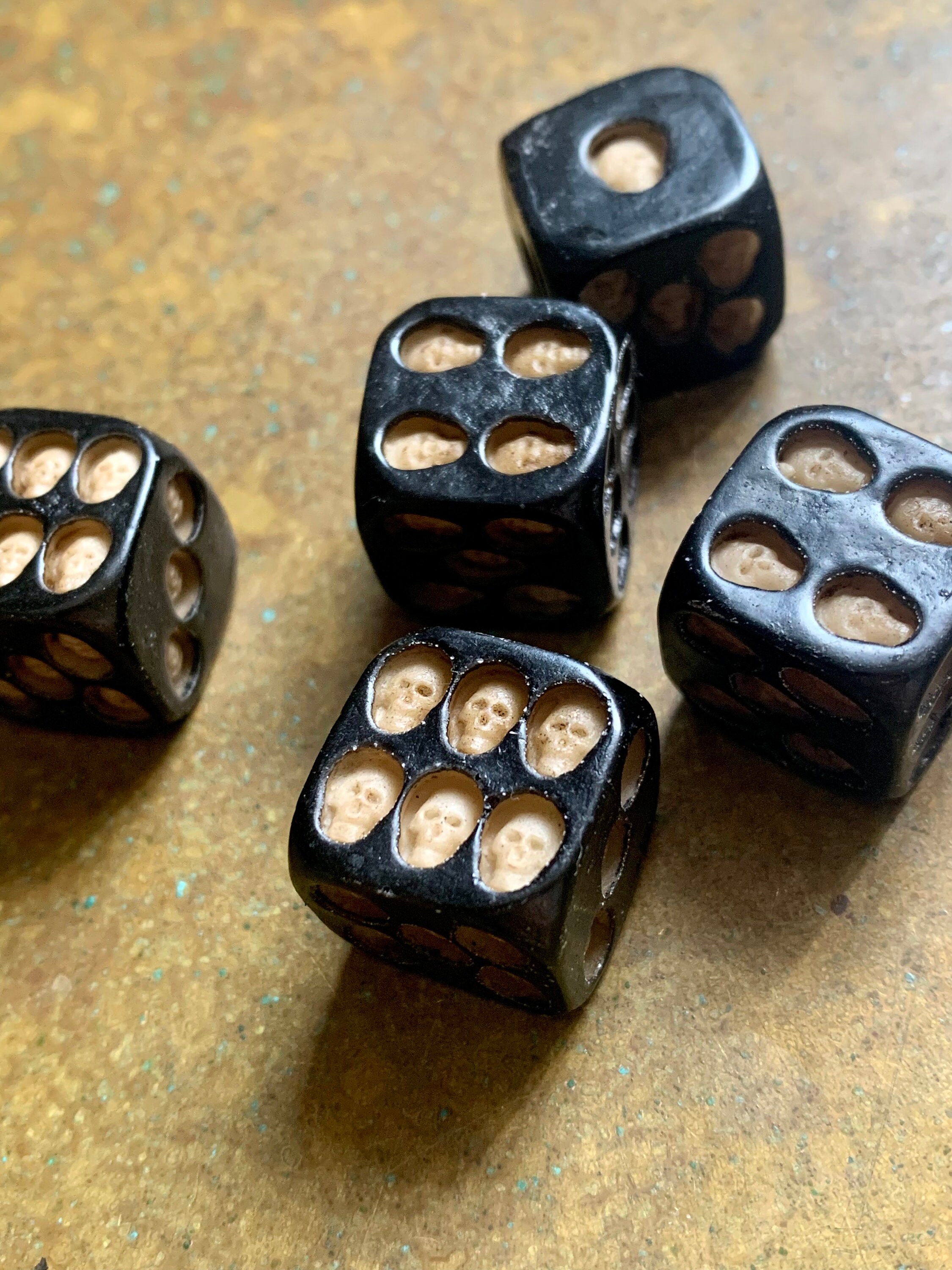 Skull Bone Colour Inset 5pcs D6 Dark Occult Dice Set-d&d - Etsy