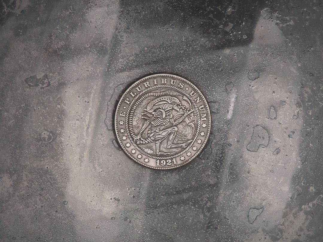 Hand Struck Alien Xenomorph Silvered Extraterrestrial Monster of Deep ...