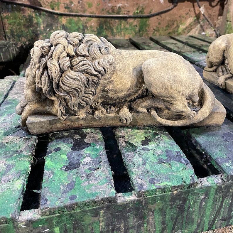 Aged Decorative Italianesque/romanesque Vanitas Sculpture ...