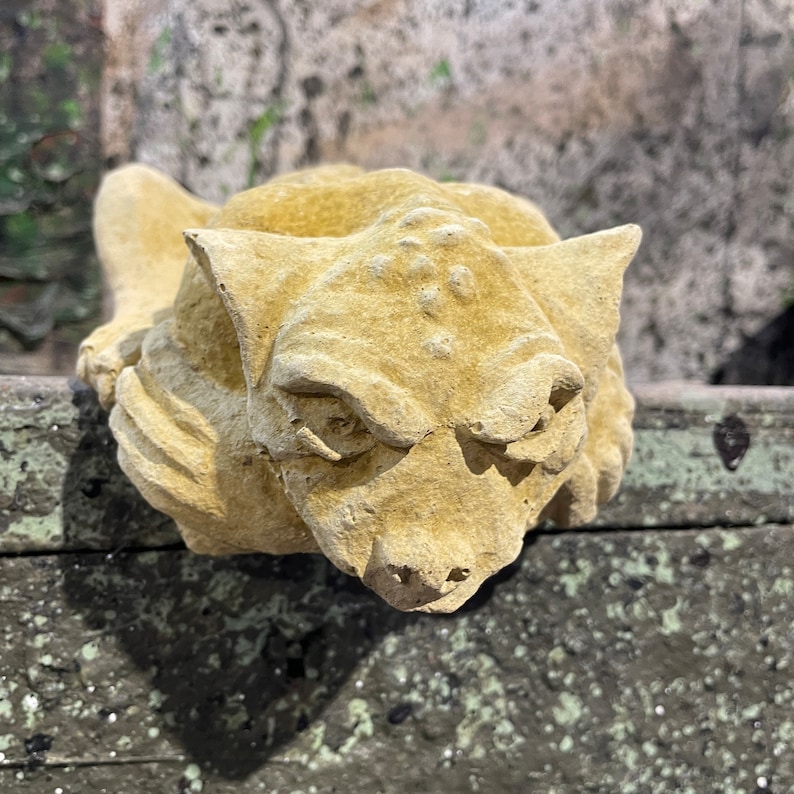 Plain Memento Mori / Medieval Style Sculpture / Gothic Church Gargoyle ...