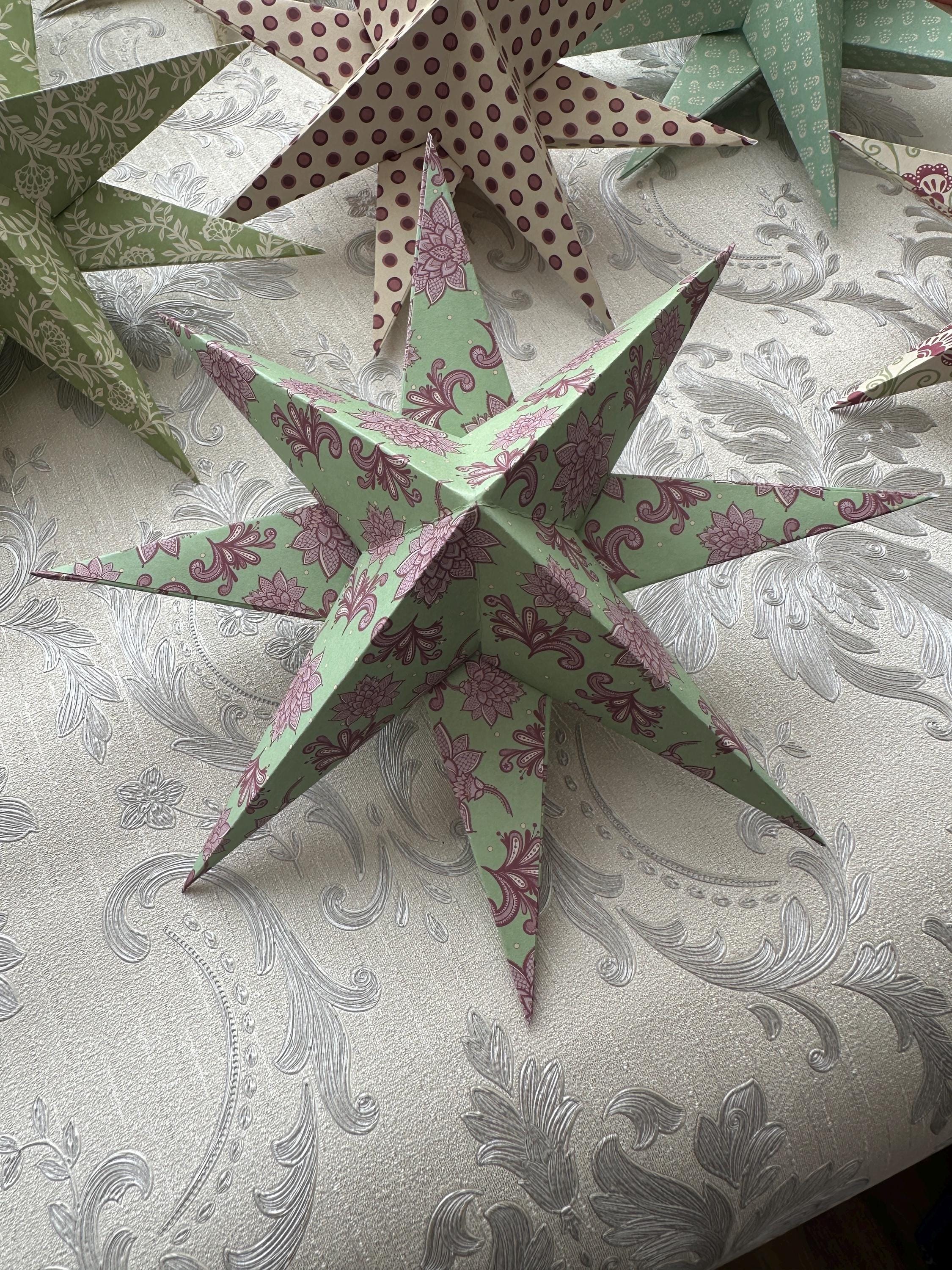Paper Stars Hanging Christmas Decoration: 3D Origami Stars (21cm) - Etsy
