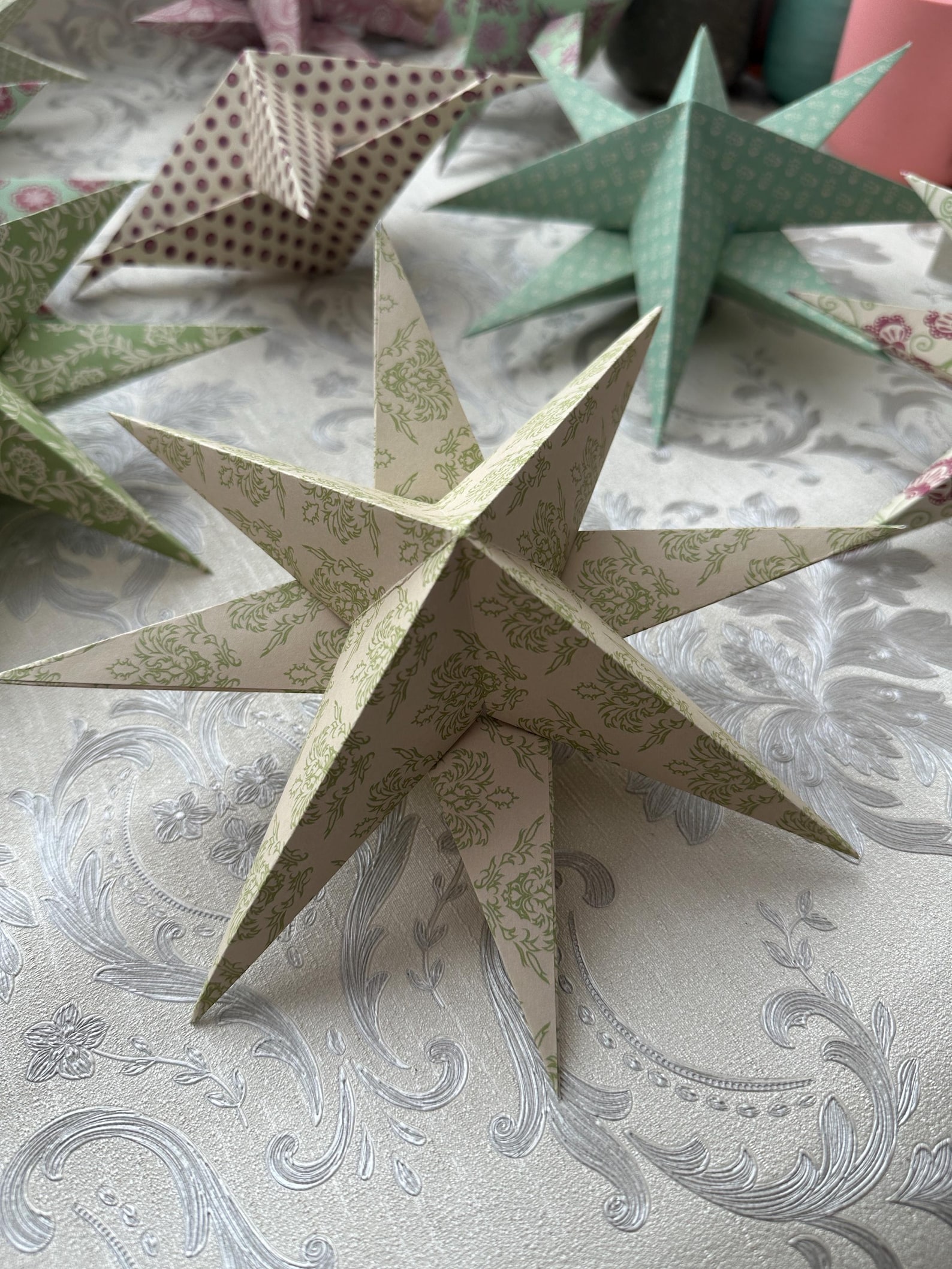 Paper Stars Hanging Christmas Decoration: 3D Origami Stars (21cm) - Etsy