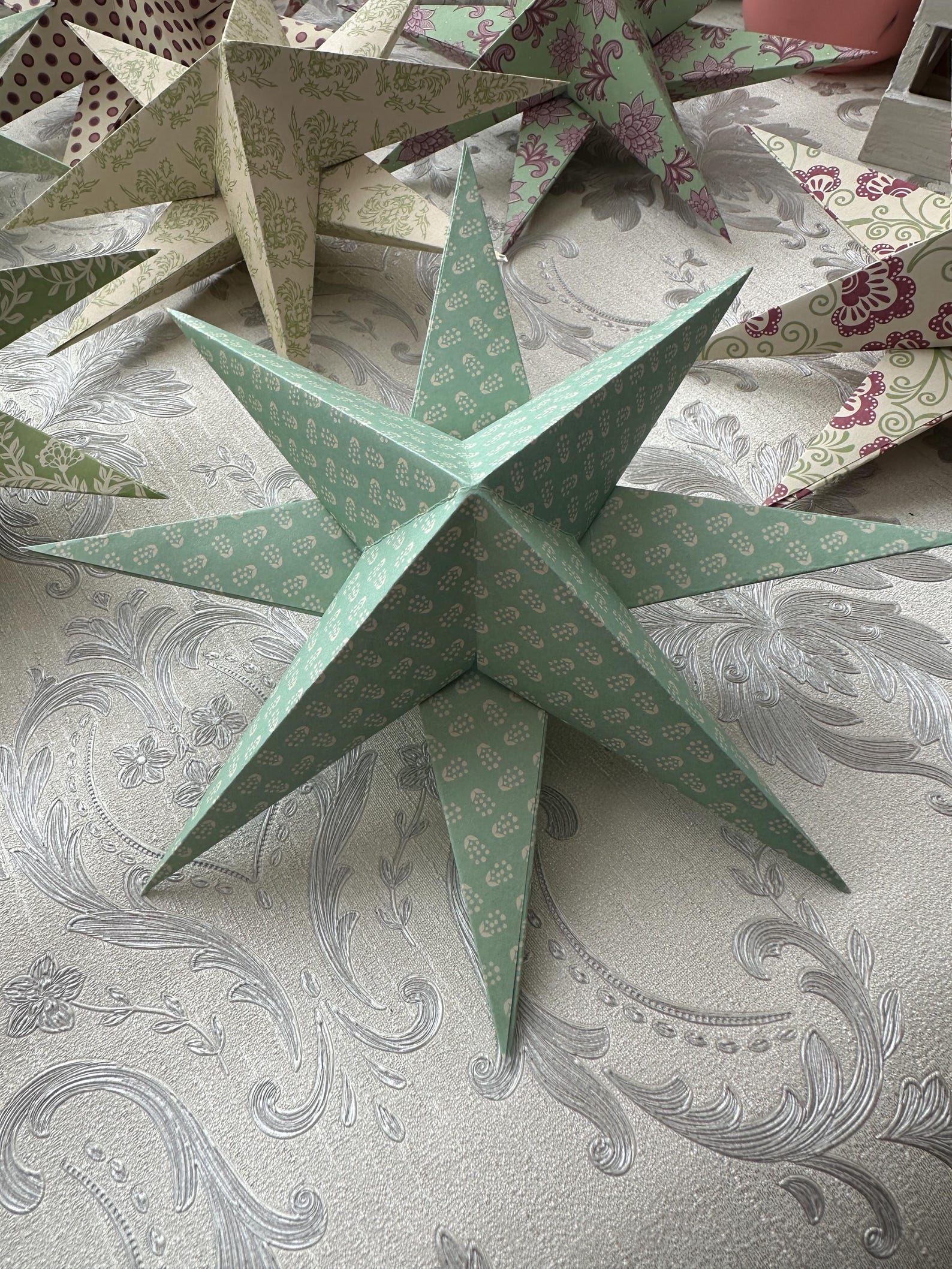 Paper Stars Hanging Christmas Decoration: 3D Origami Stars (21cm) - Etsy