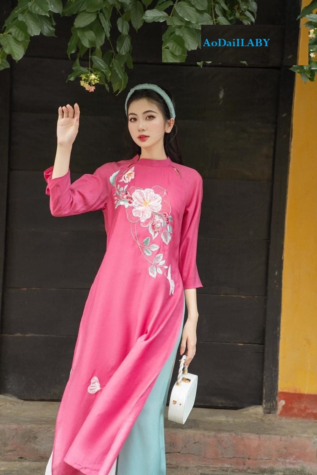 Pre-make Vietnamese Traditional Ao Dai, Innovative Pink Ao Dai, Flower ...