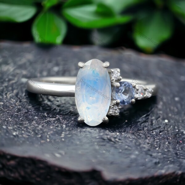 Flashy Wedding Ring - Etsy