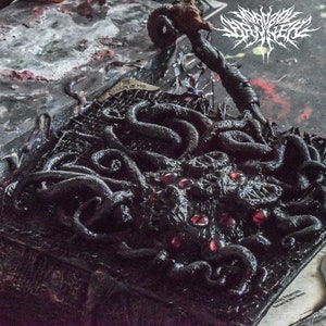 2023 New Cuhulhu Shub-niggurath Book Necronomicon Evil Sheep Head ...