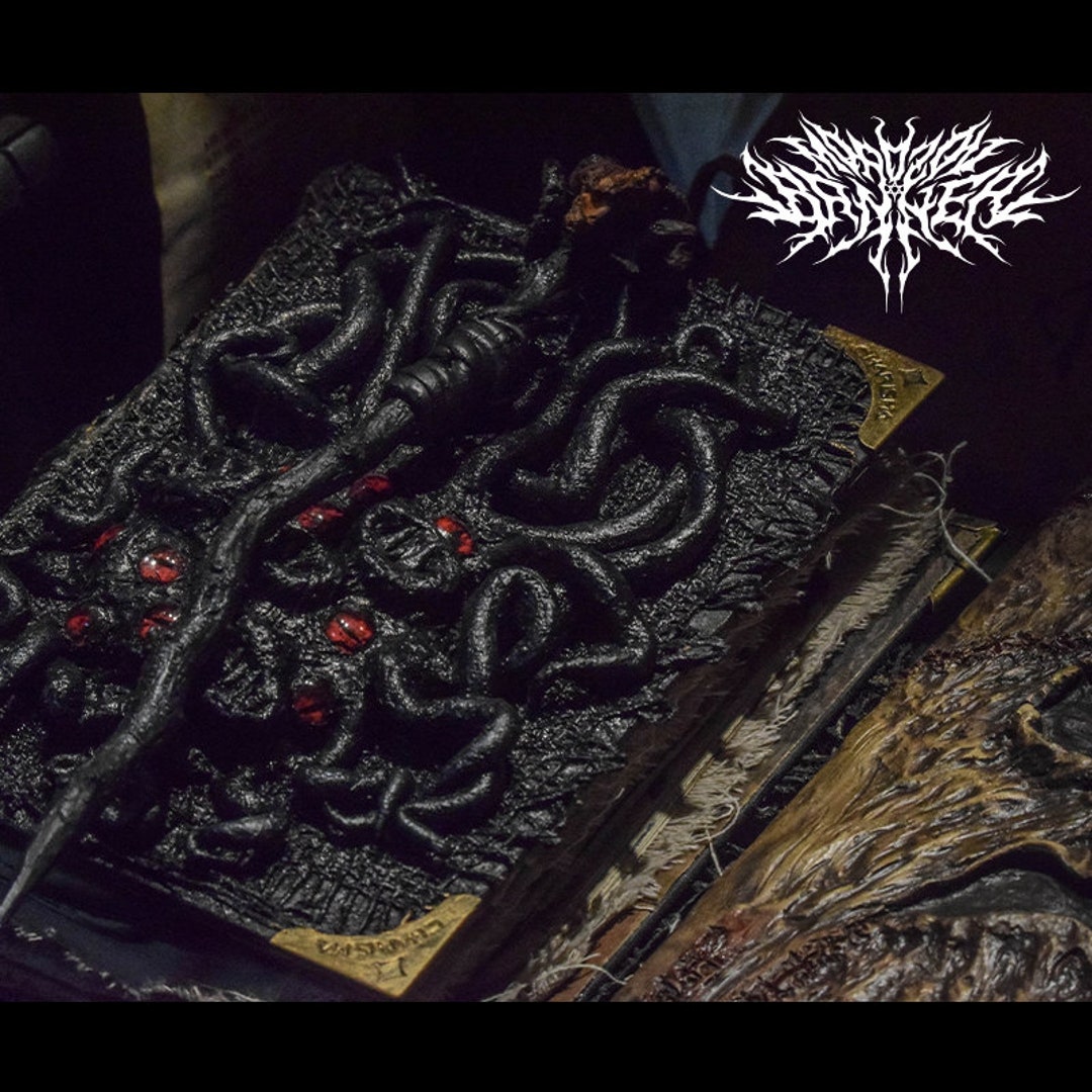 2023 New Cuhulhu Shub-niggurath Book Necronomicon Evil Sheep Head ...