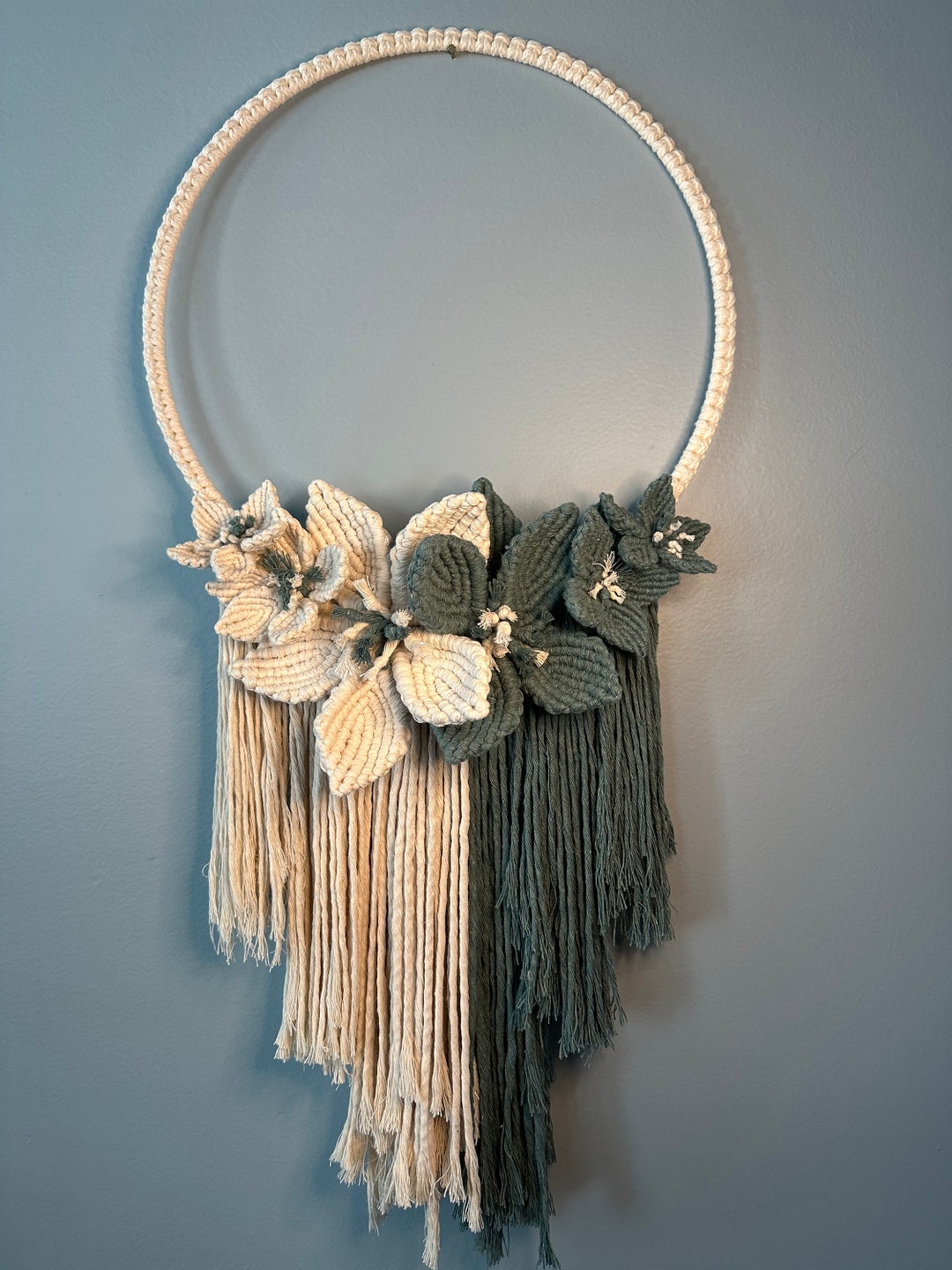Boho Macrame Wreath Home Decor Country Craft Flowers in Cream and Sage ...