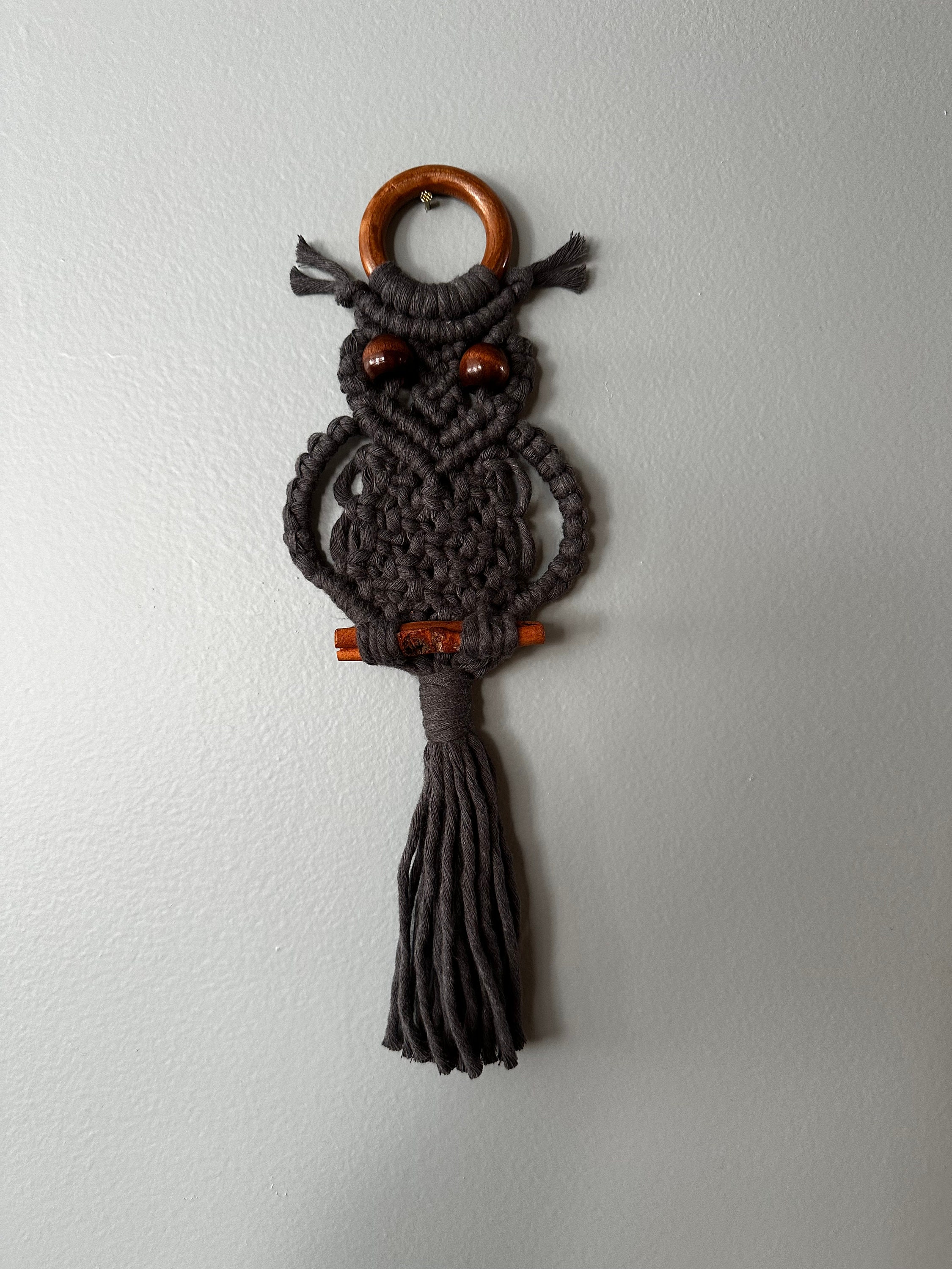 Macrame Owl on a Cinnamon Stick Wall Hangin - Etsy