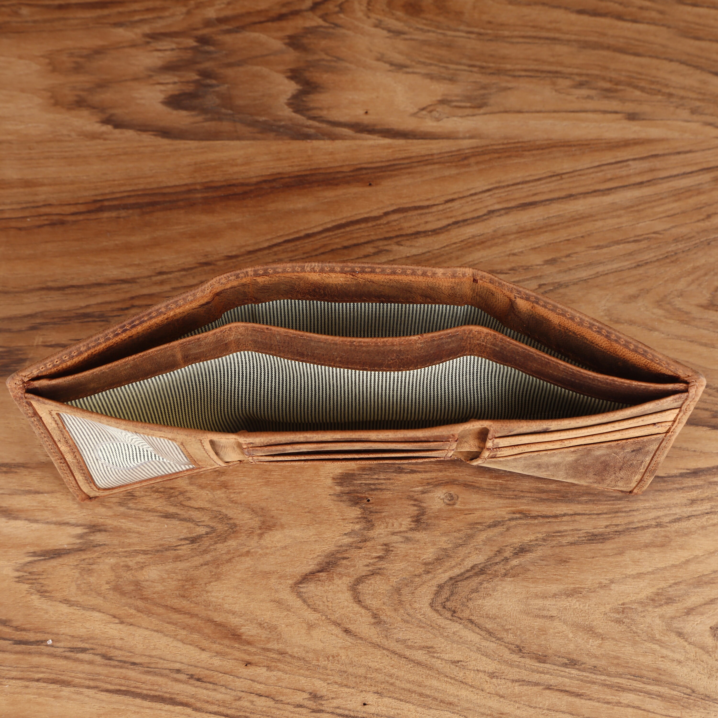 Wild Wolf Trifold Wallet,men's Leather Wallet,tri-fold Personalized ...