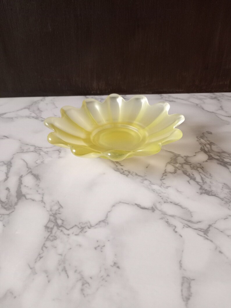 Vintage Translucent Yellow Wavy Pattern Catchall Dish / Trinket Dish ...
