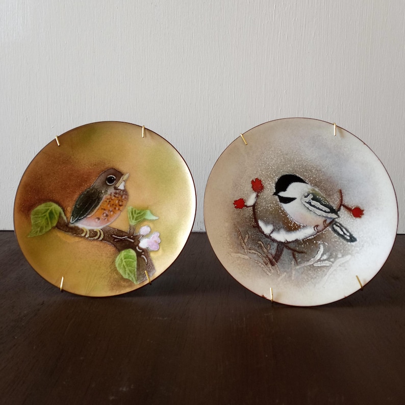 Norman Brumm Enamel Bird Plates, Vintage 6" With Wall Mounting Brackets ...